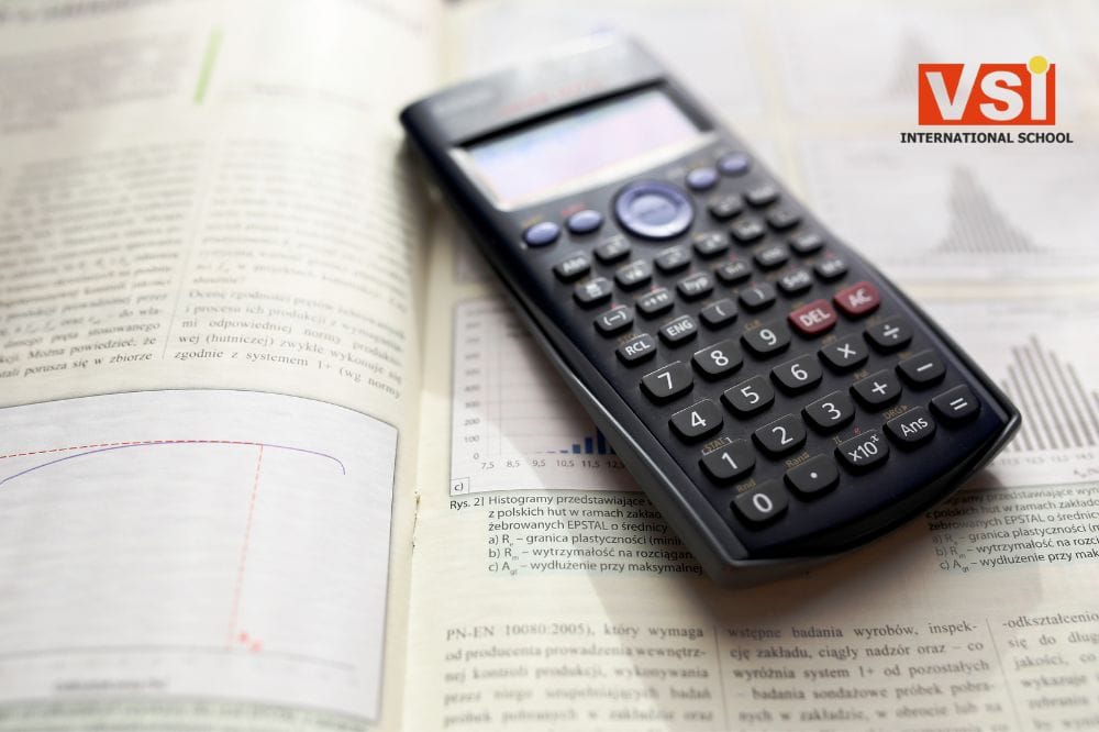 Chapter Wise Weightage for CBSE Class 12 Physics for 2025 - VSI ...